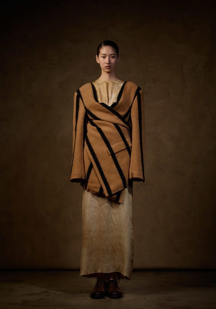 乌玛·王（Uma Wang）2021-2022秋冬- RUNWAY MAGAZINE®官方